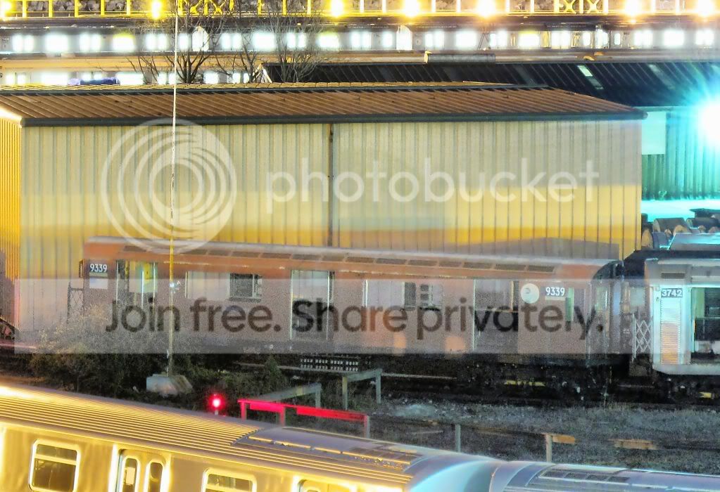 Saying Goodbye to an R33WF - Subway Photos & Videos - NYC Transit Forums